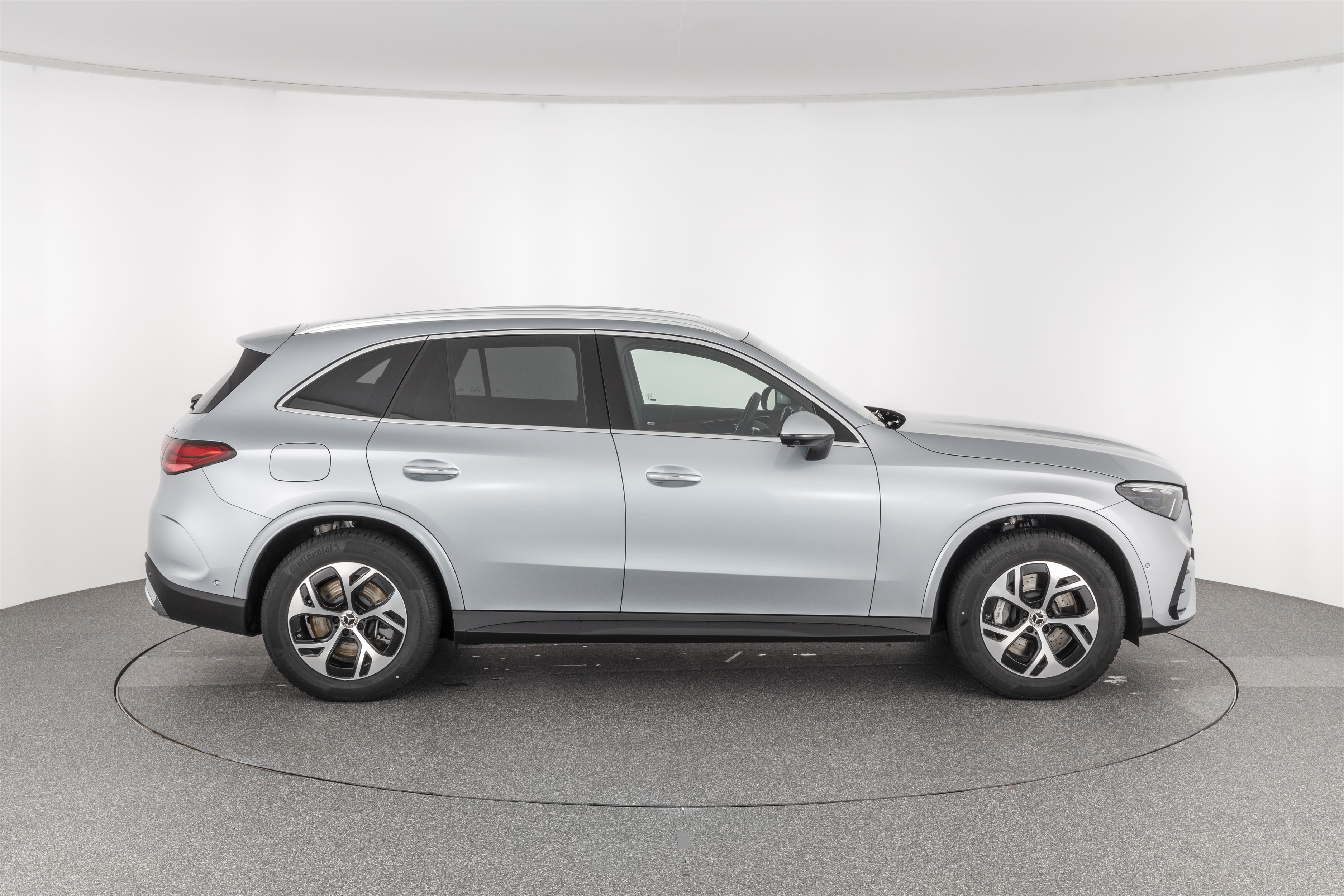 Test e Recensione MERCEDES GLC 300 DE HYBRID EQ 4MATIC ADVANCED ...
